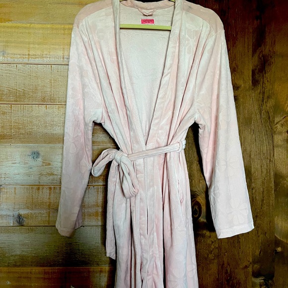 kate spade | Intimates & Sleepwear | Kate Spade Embossed Velour Short ...
